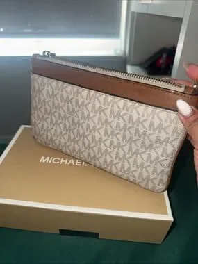 Michael Kors | Bags | Michael Kors Signature Mk Logo Wristlet In Beige ...